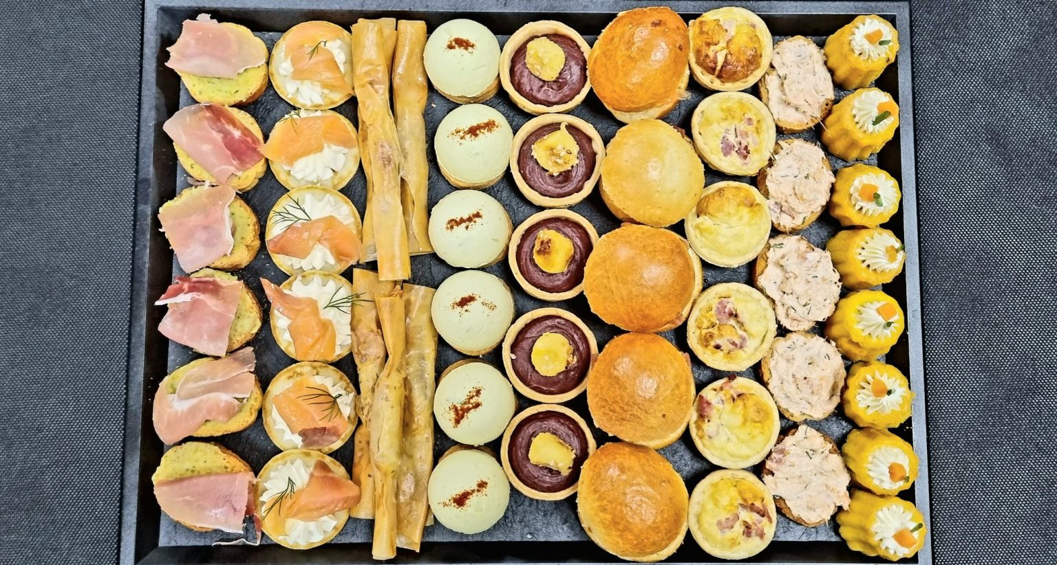 Coffret de pièces cocktails – Esquisse – Traiteur